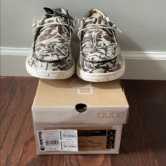 Hey Dude | Shoes | Hey Dude Womens Printed Shoes Brown And Cream Wendy ...